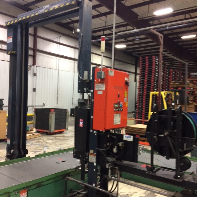 Dyco Semi Automatic DeBagging Machine - International Packaging Company