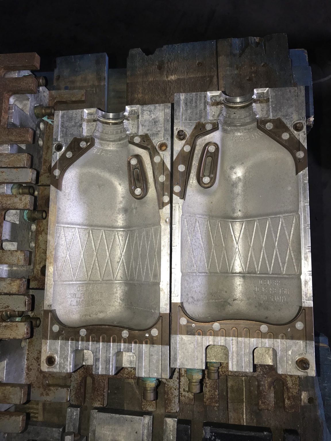 Half Gallon Dairy Mold - International Packaging Company